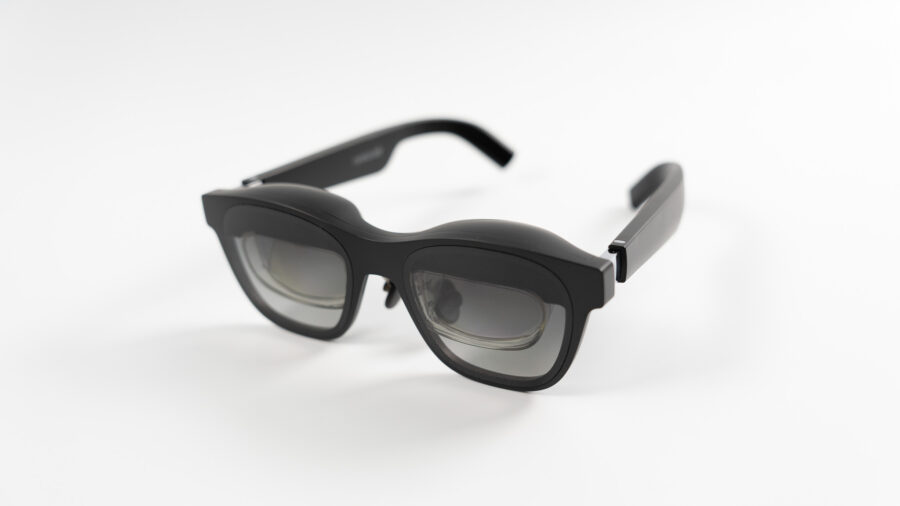 Nreal Air (XREAL Air)レビュー。旅に嬉しい、たった79gのポケットに入る映画館 | ガジェットショット