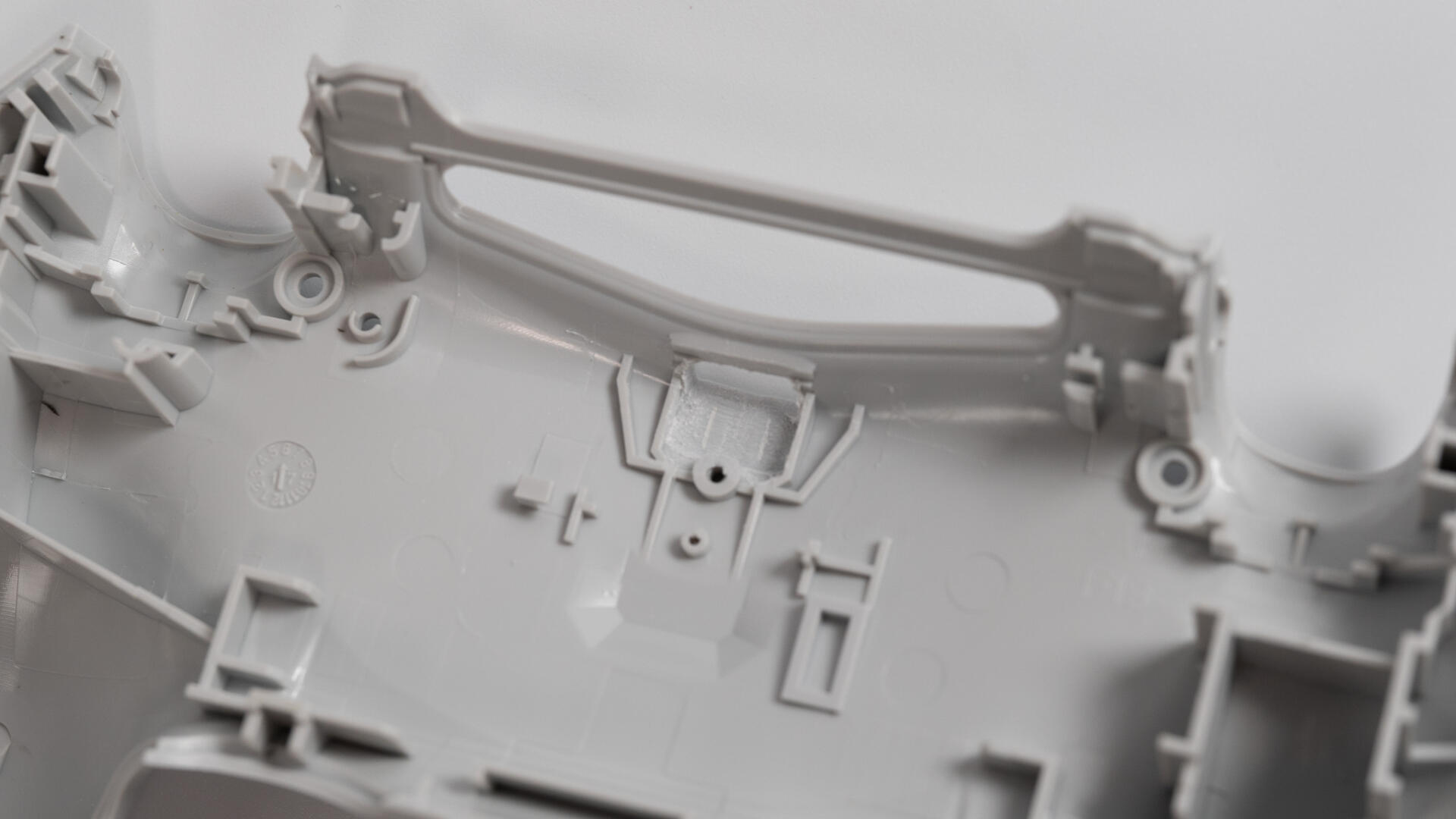 PS4用DUALSHOCK 4のパーツを交換しmicroUSB→USB-C化する方法 | ガジェットショット